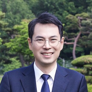KAIST Professor Becomes First Korean Legal Scholar Published in Nature ...